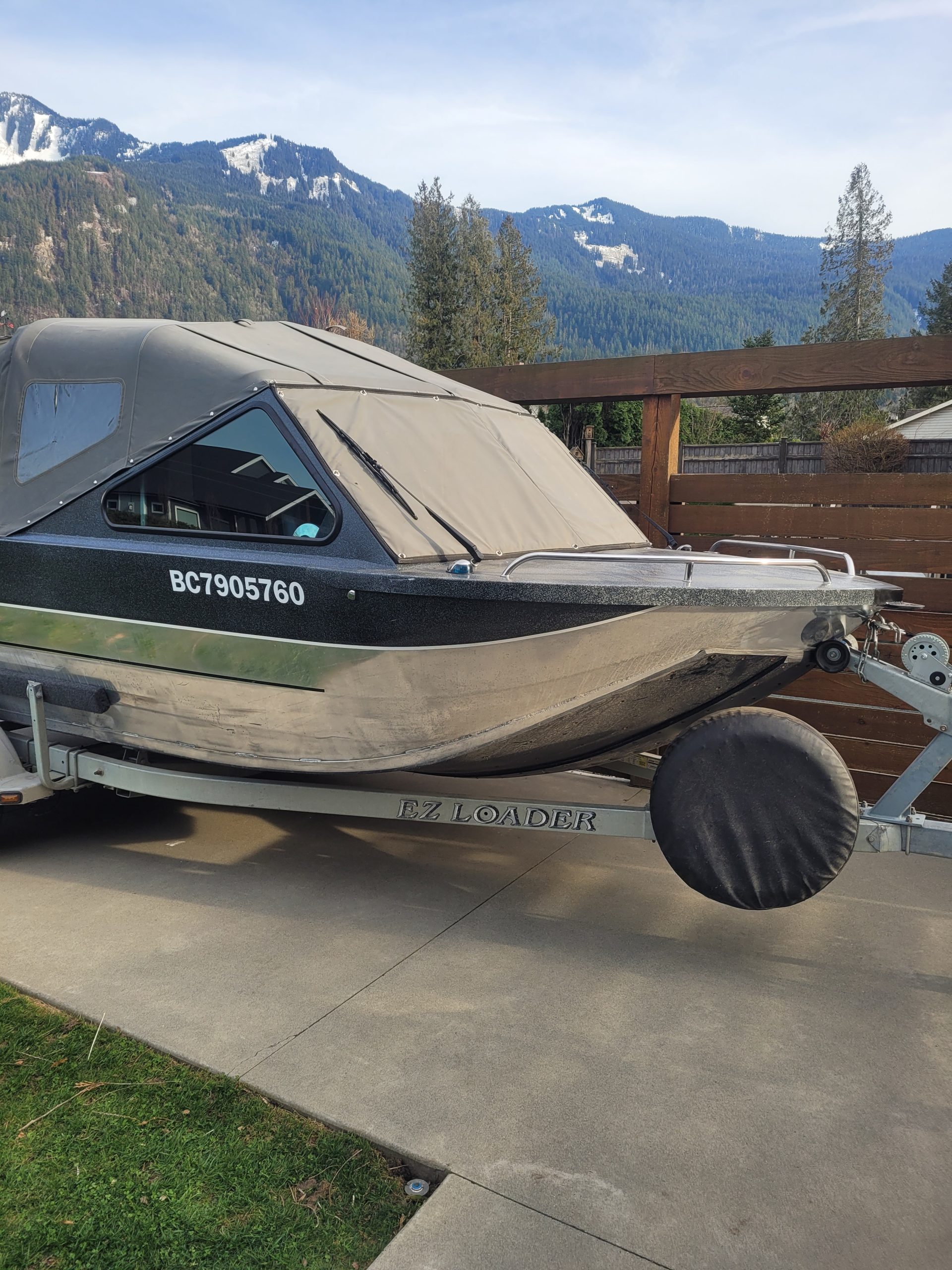 Outlaw Lynx Tuchodi Special 18′