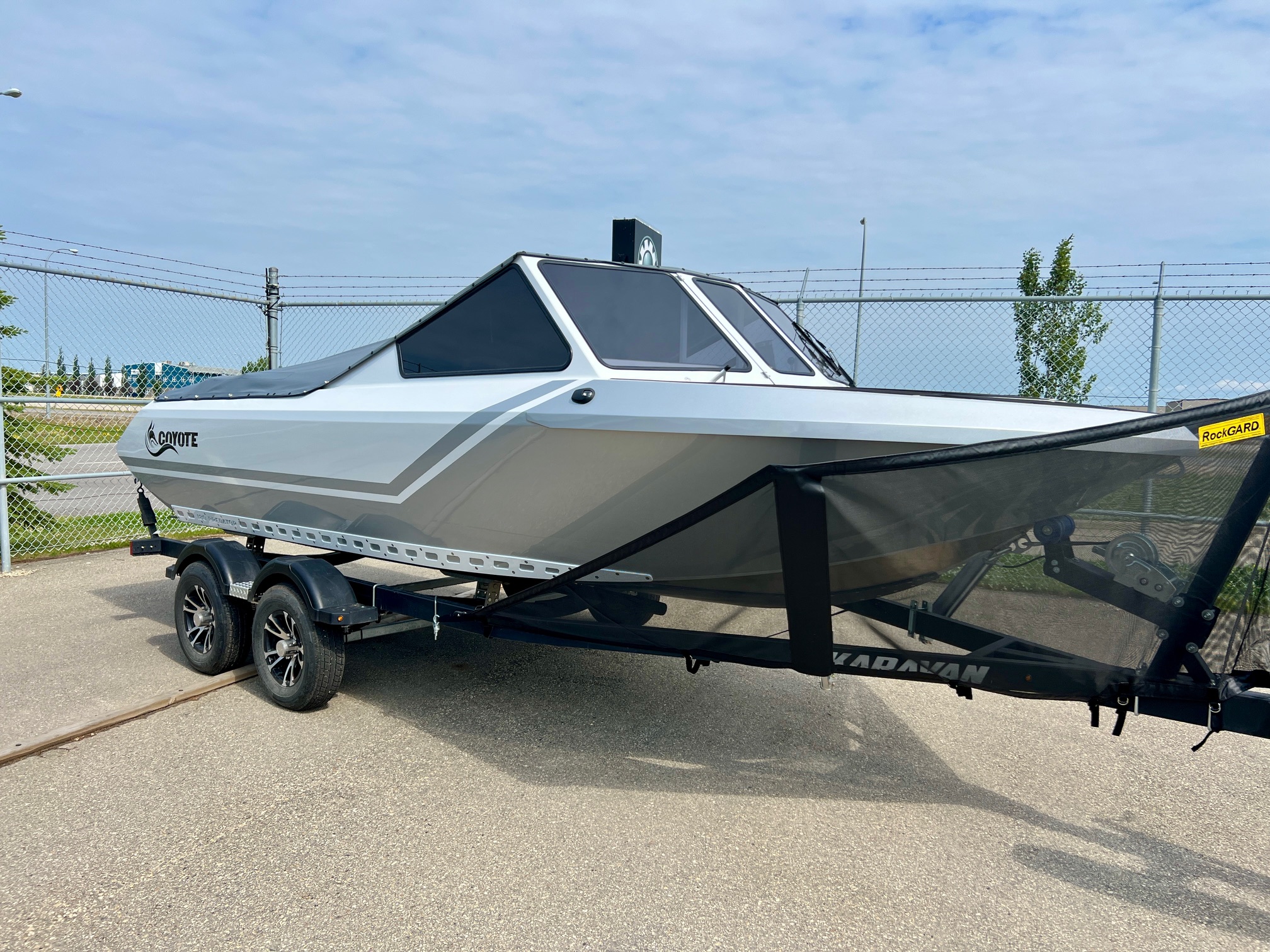 2025 Coyote Predator 180 With Savage Package & V8 Engine